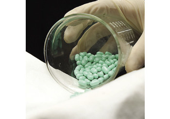 Anticon Heavyweight 100 Wipe, Polyester, 12 in x 12 in | RSHughes.com