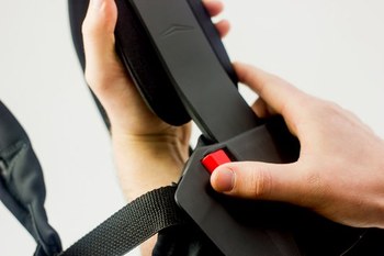 3M StrongArm ErgoSkelton FLx Postural Support Device 27525, Size Medium, Black | RSHughes.com